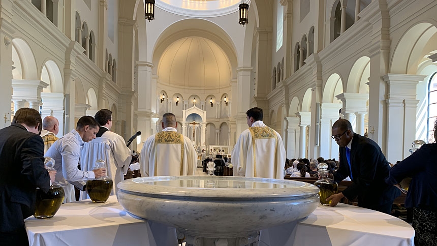 Diocese of Raleigh celebrates sacred chrism Mass | Diocese of Raleigh